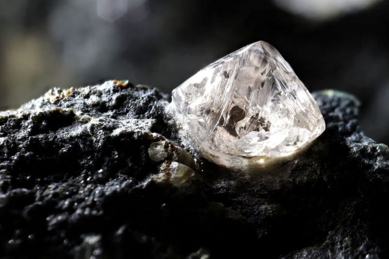 Top 5 Canadian Mining Stocks This Week: Mountain Province Diamonds ...